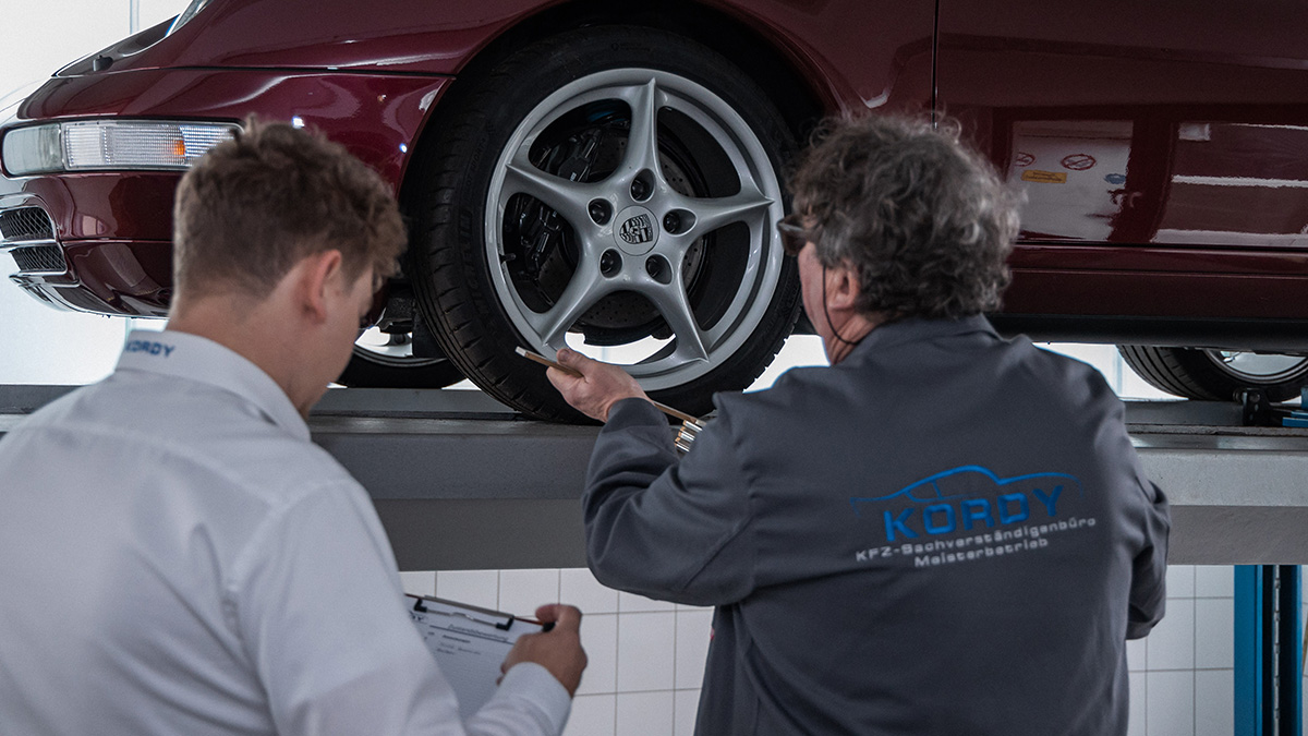 Kfz Gutachten anfechten - Tipps & Tricks für den Ablauf